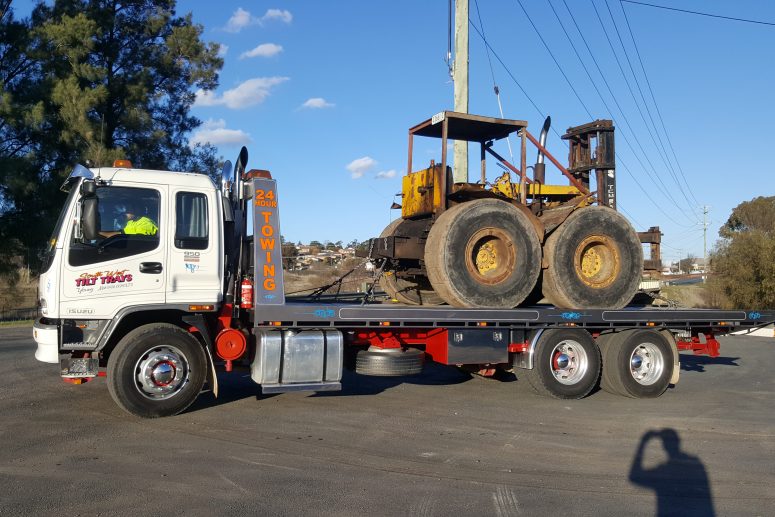 SWTT Trucks - SWTT - 24 Hr Emergency Towing and Roadservice