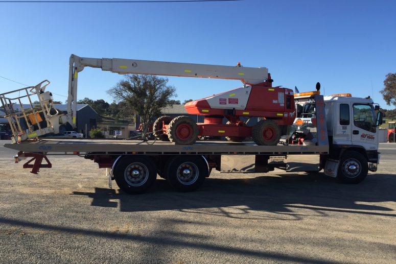 Isuzu 12t Tilt Slide – Boom Lift - SWTT - 24 Hr Emergency Towing and ...